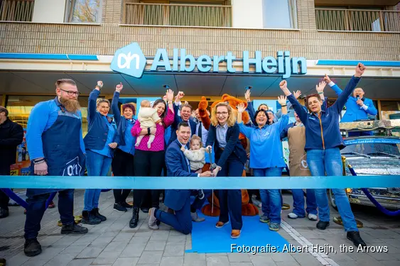 Opening Albert Heijn Klazienaveen trekt veel bezoekers